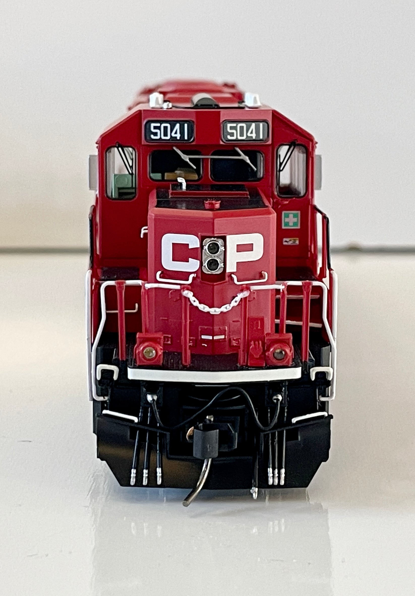 BOWSER SD30ECO DCC/SOUND - CP RAIL – Makin' Tracks