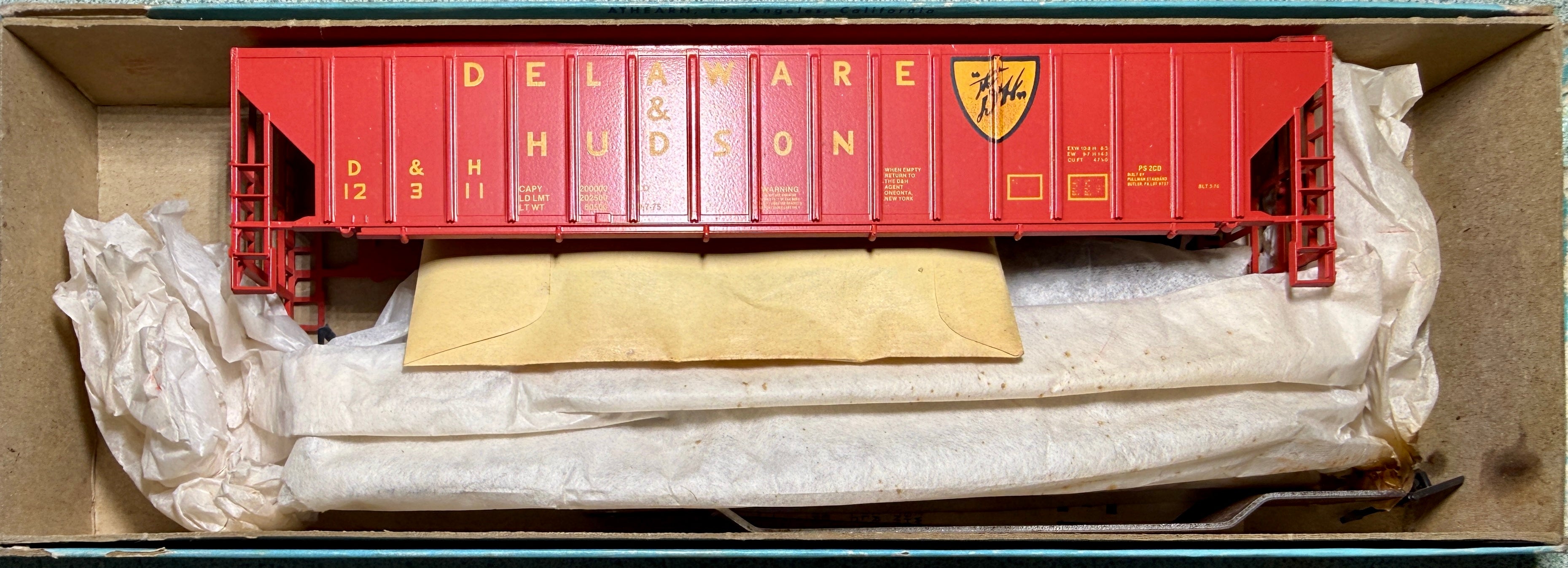 ATHEARN BLUE BOX (BEV_BEL CUSTOM) PS COVERED HOPPER KIT - DELAWARE & H ...